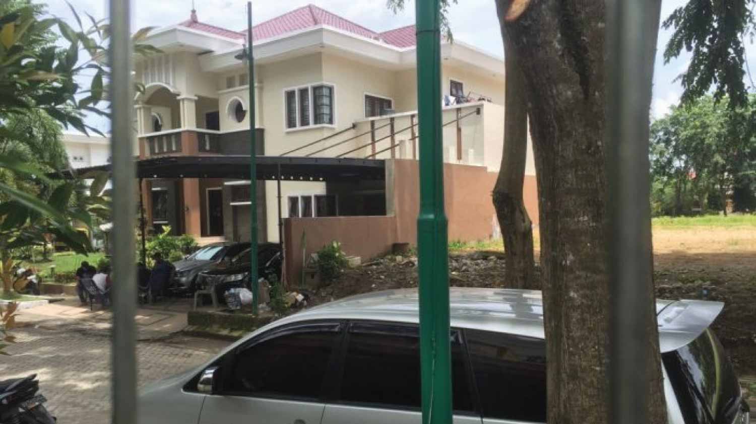 WOW, Mewahnya Rumah Keluarga ‘Wali Kota Medan’ Menantu Jokowi - Versailes